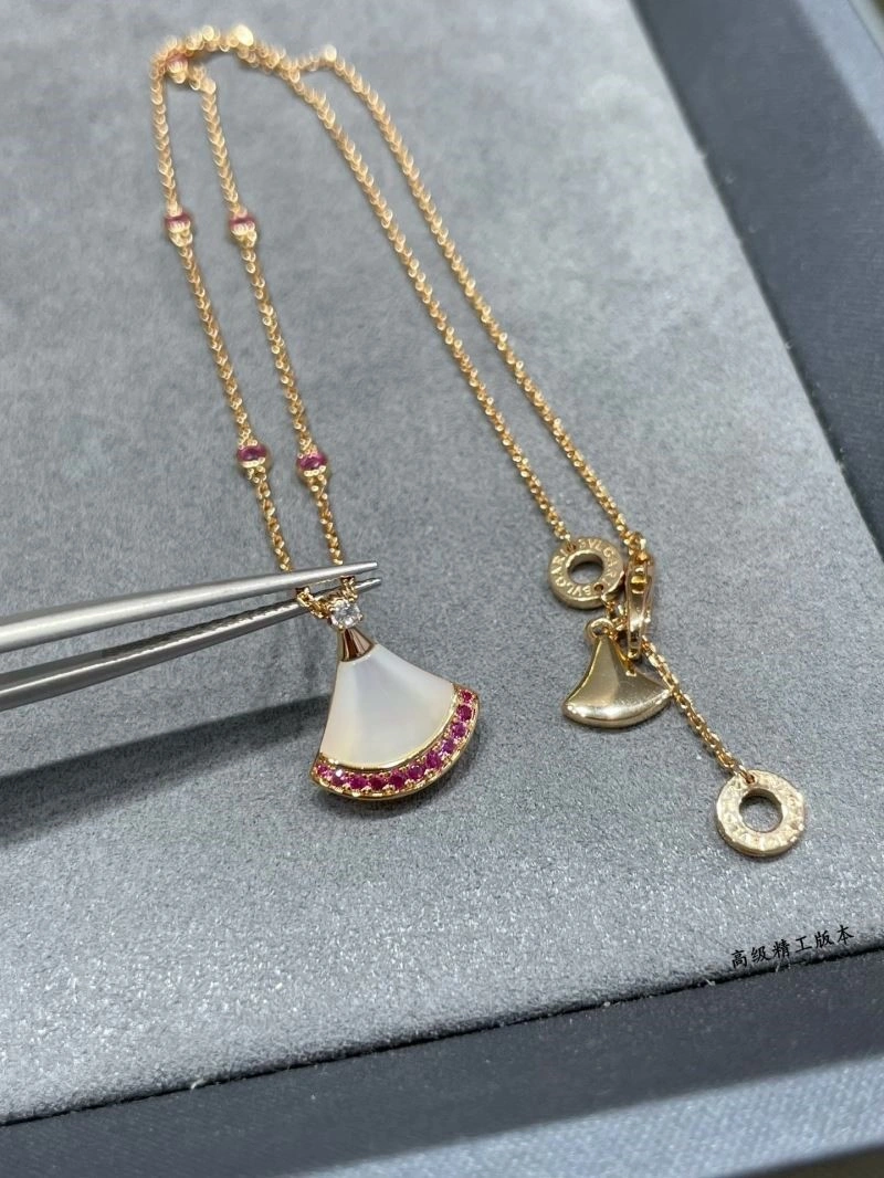 1:1 copy Bvlgari Necklaces
