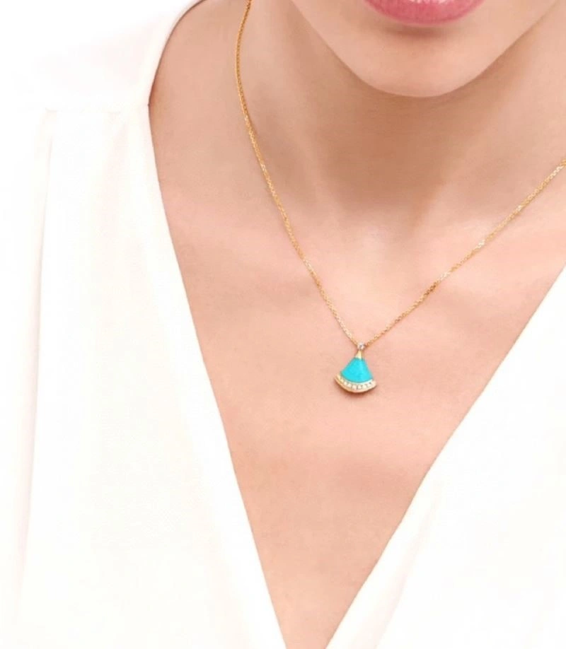 Cut-rate Bvlgari Necklaces