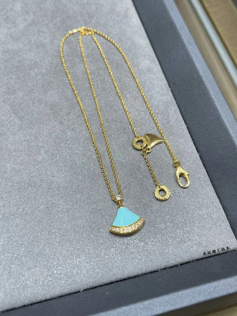 Cut-rate Bvlgari Necklaces