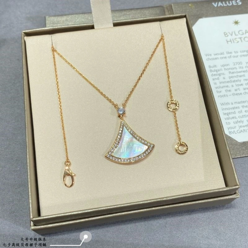 High fidelity Bvlgari Necklaces