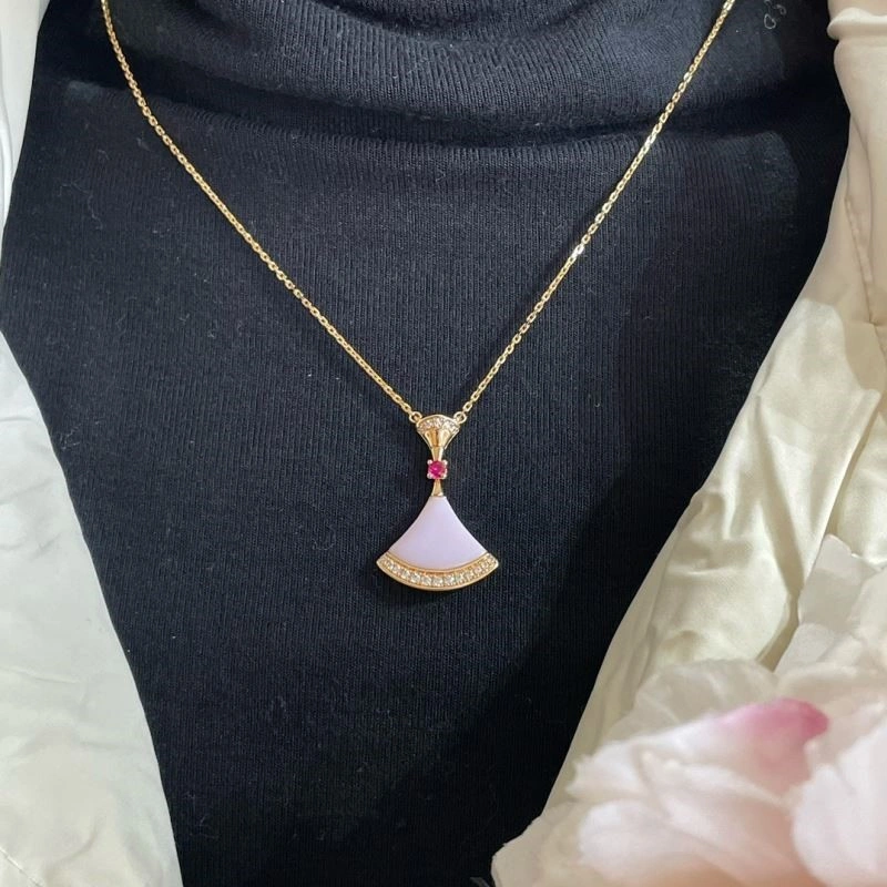 Exact replica Bvlgari Necklaces