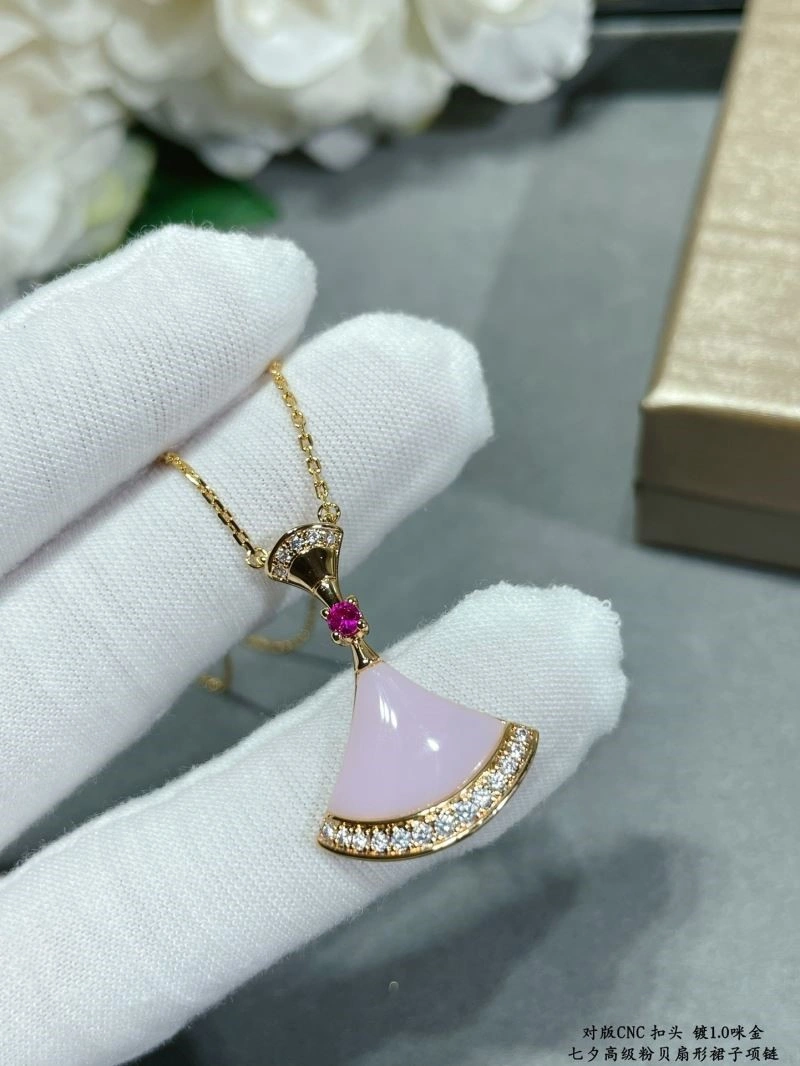 Exact replica Bvlgari Necklaces