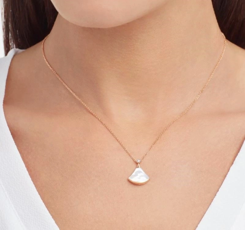 Discounted Bvlgari Necklaces