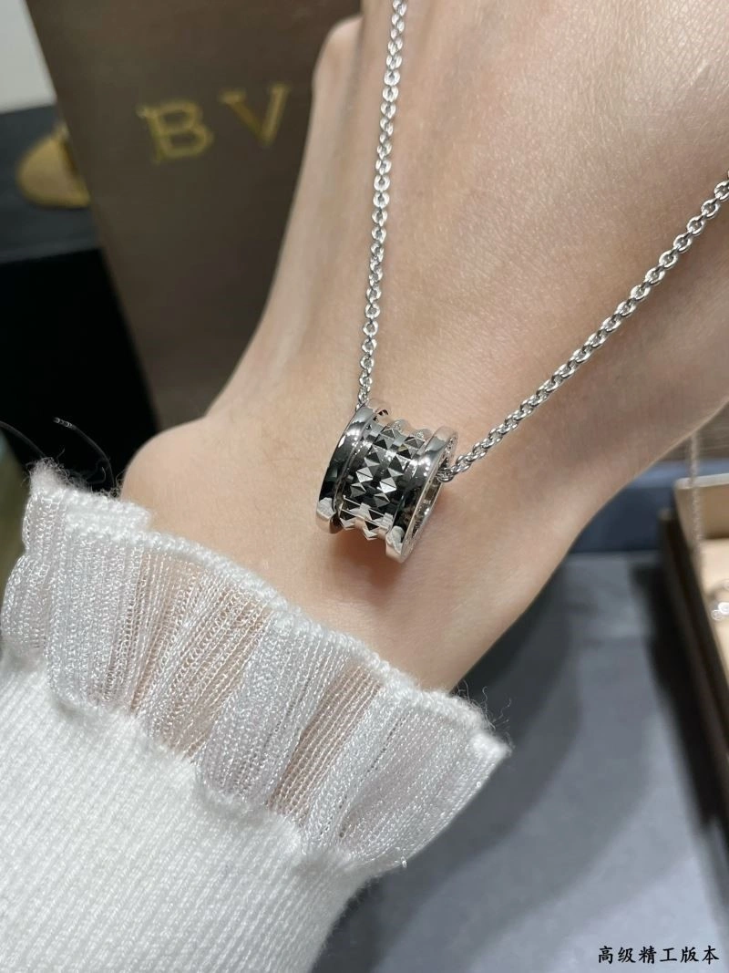High fidelity Bvlgari Necklaces