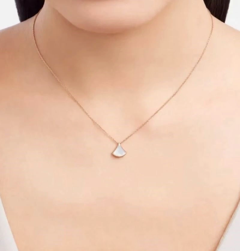 Top match Bvlgari Necklaces