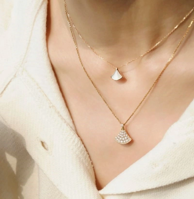 Top match Bvlgari Necklaces