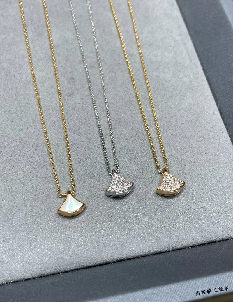 Top match Bvlgari Necklaces