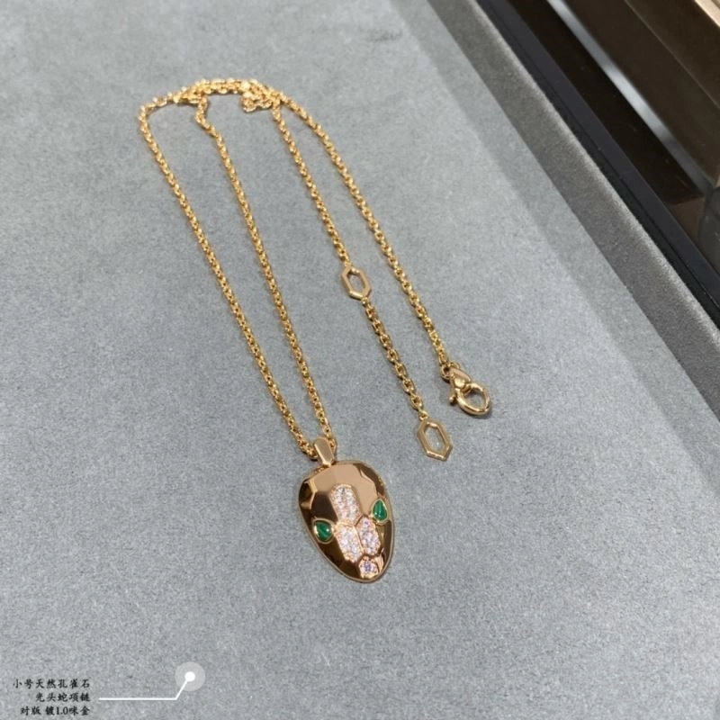 Cut-rate Bvlgari Necklaces