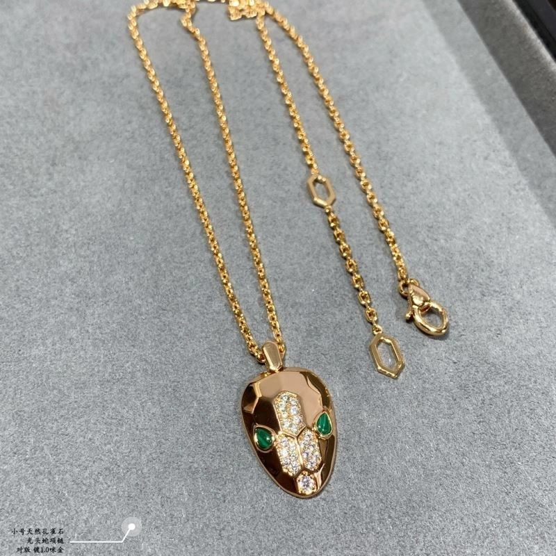 Cut-rate Bvlgari Necklaces