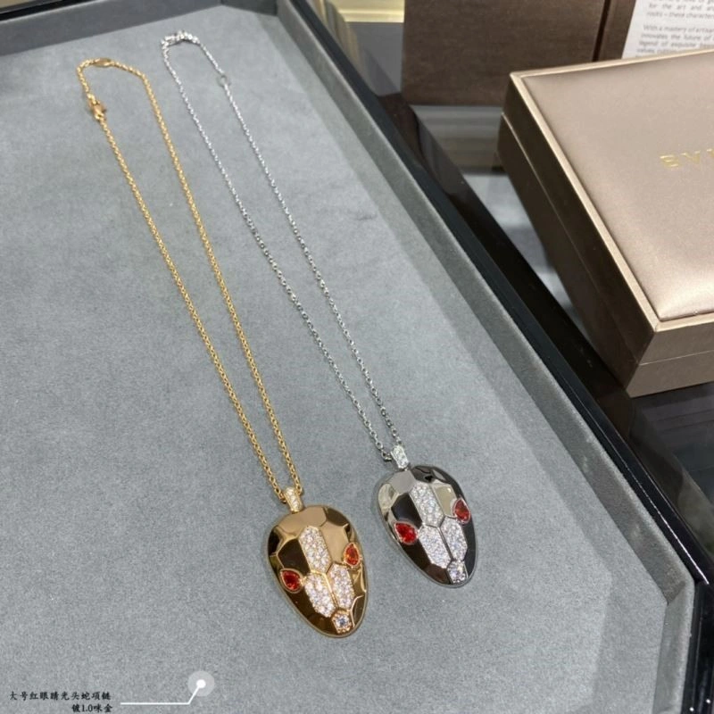 Precise copy Bvlgari Necklaces