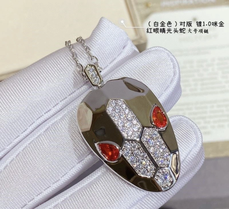 Precise copy Bvlgari Necklaces