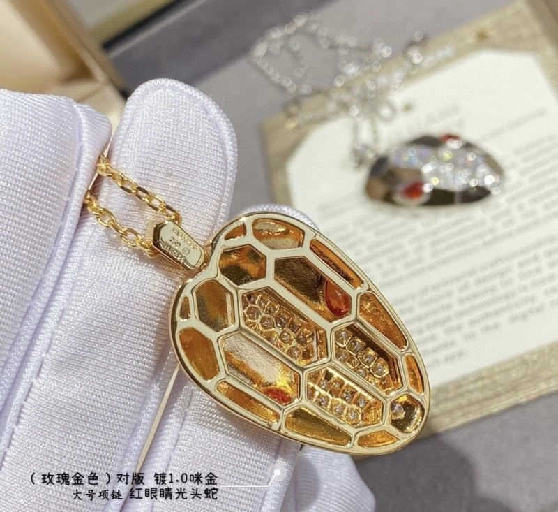 Precise copy Bvlgari Necklaces
