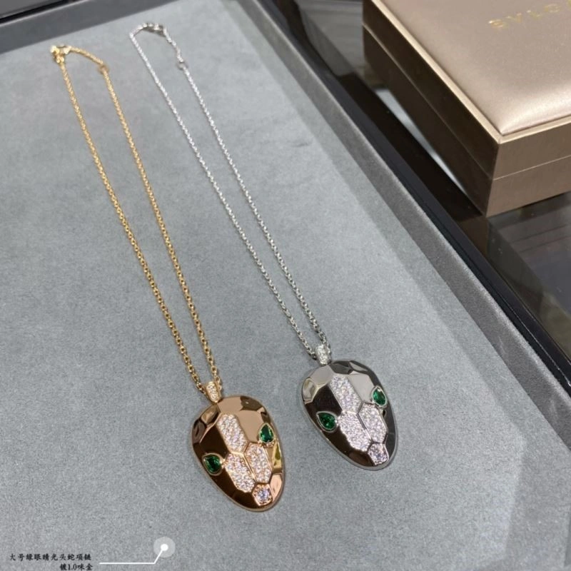 Brand-authenticated Bvlgari Necklaces