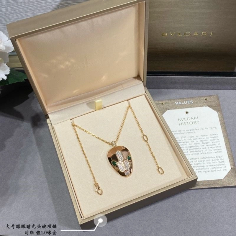 Brand-authenticated Bvlgari Necklaces