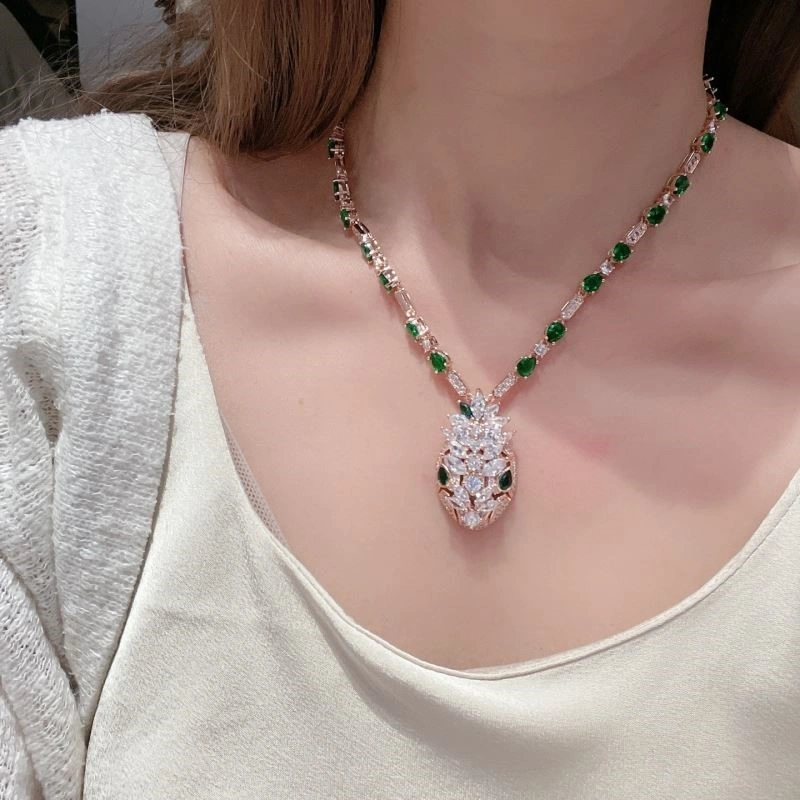 Top match Bvlgari Necklaces