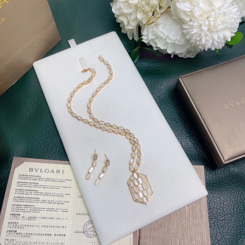 Mirror quality Bvlgari Necklaces