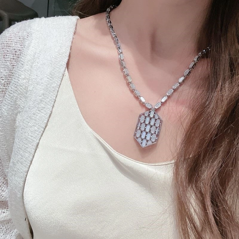 Mirror quality Bvlgari Necklaces
