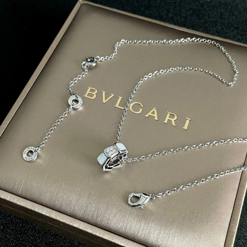 Brand-authenticated Bvlgari Necklaces