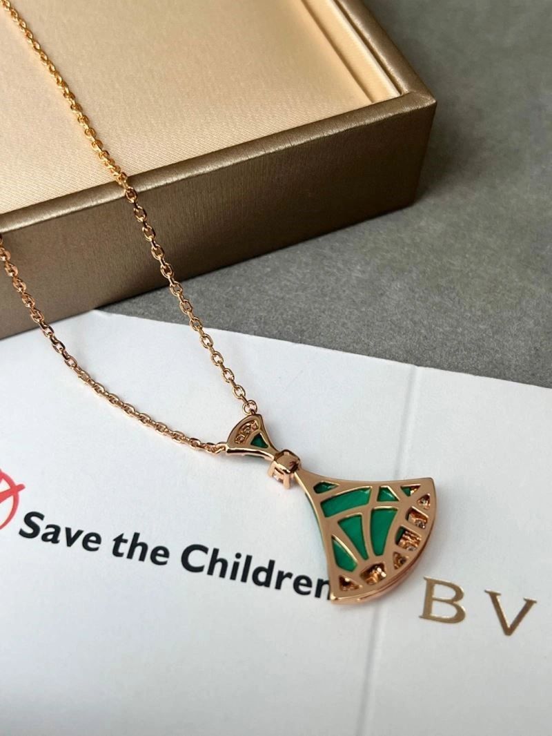 Official Bvlgari Necklaces