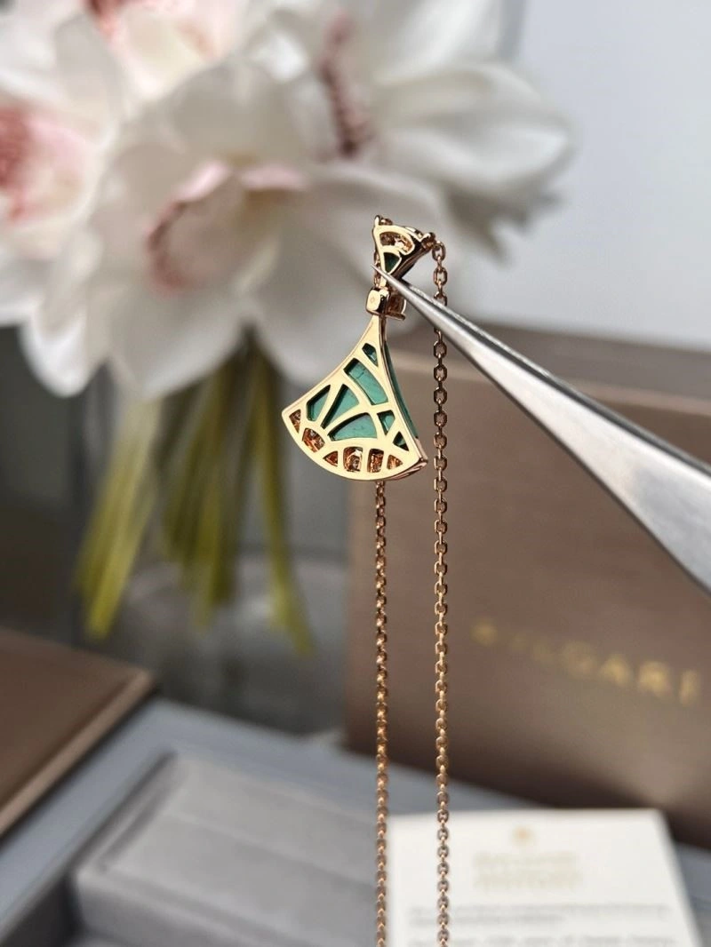 Official Bvlgari Necklaces