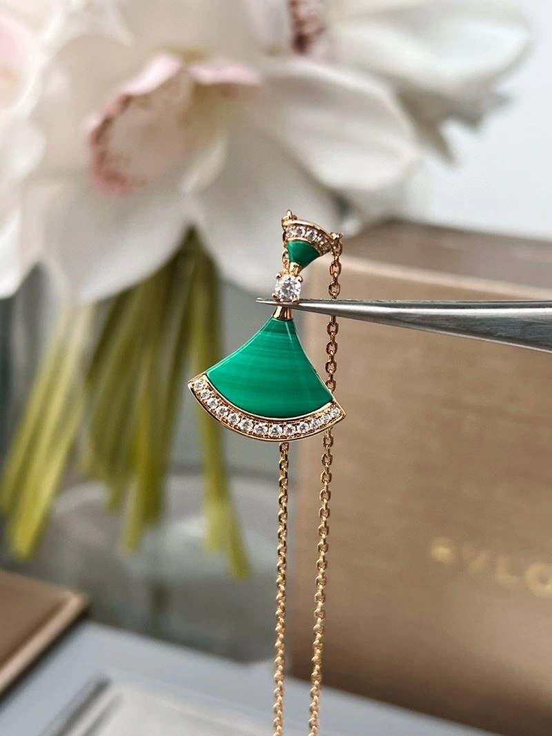 Official Bvlgari Necklaces