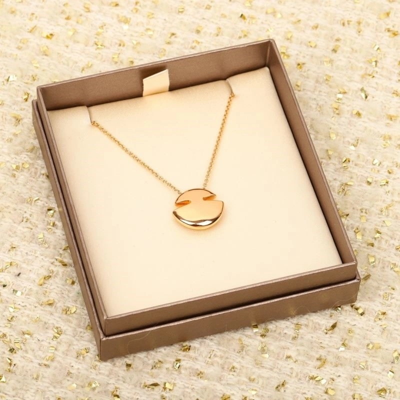 Cut-rate Bvlgari Necklaces