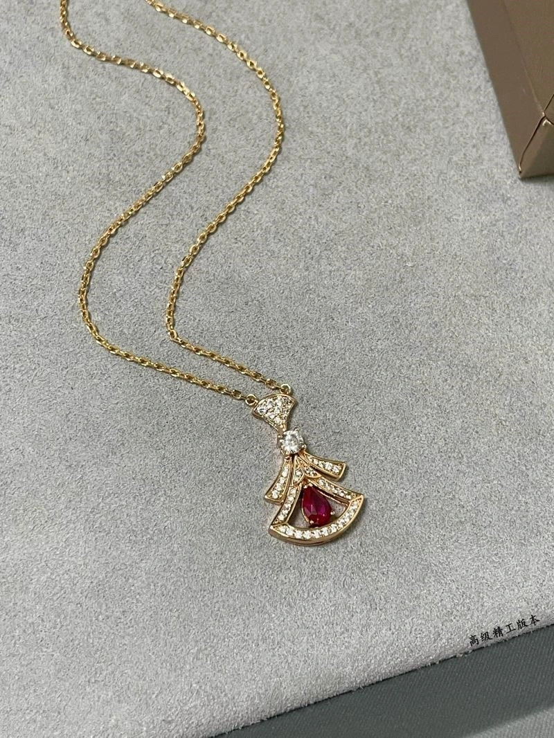 Top mirror Bvlgari Necklaces