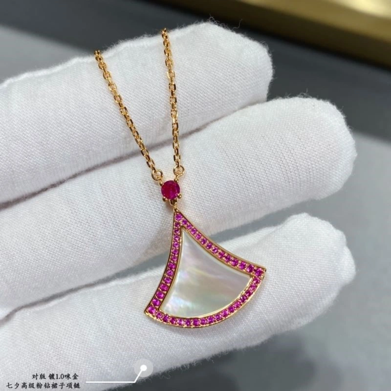 High fidelity Bvlgari Necklaces