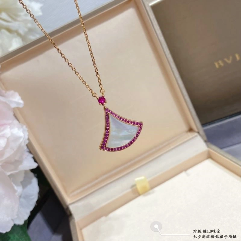High fidelity Bvlgari Necklaces
