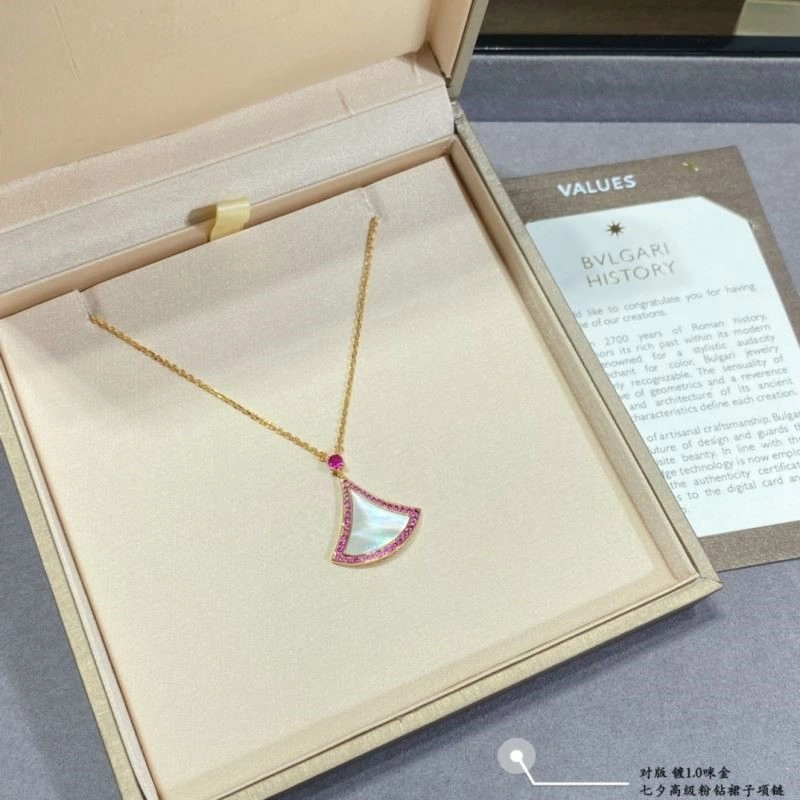 High fidelity Bvlgari Necklaces