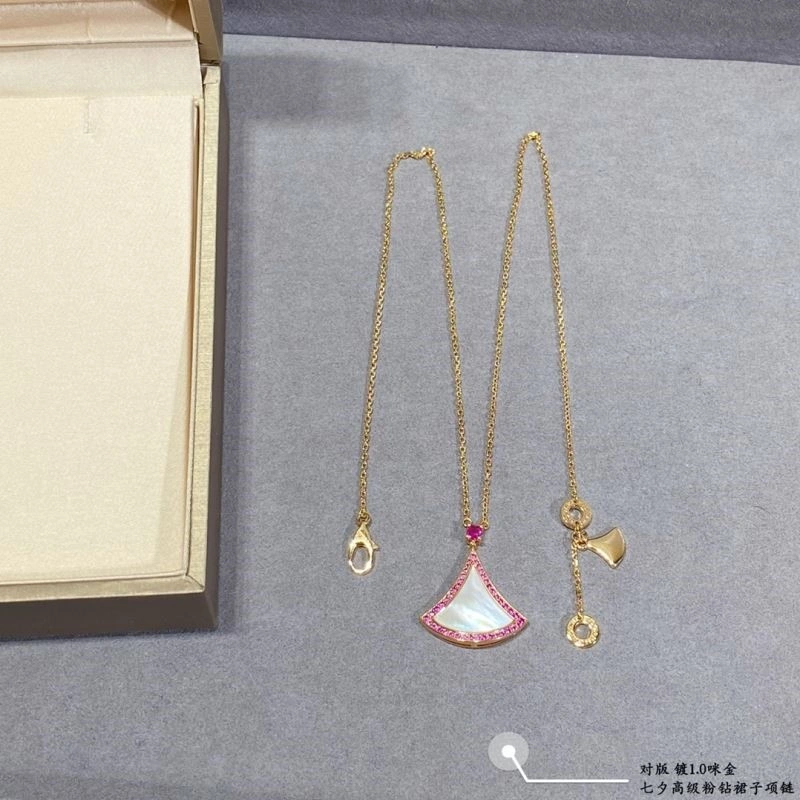 High fidelity Bvlgari Necklaces