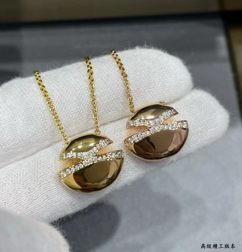 Economical Bvlgari Necklaces