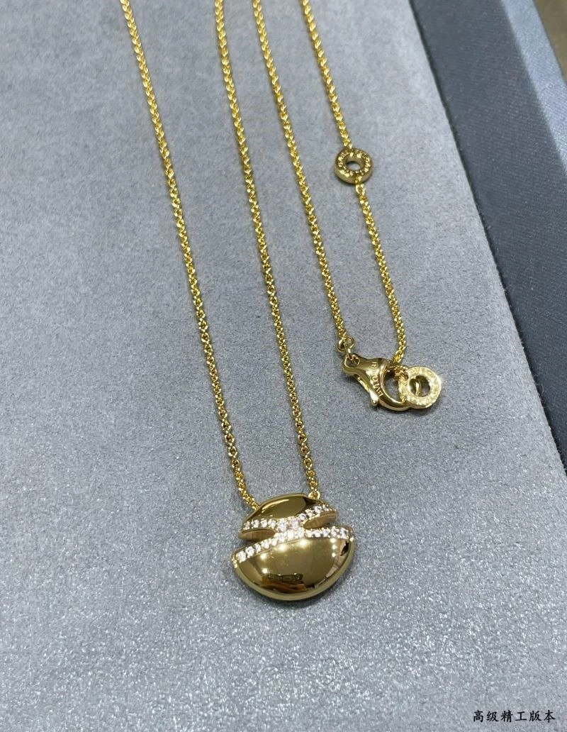 Economical Bvlgari Necklaces