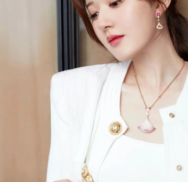 High fidelity Bvlgari Necklaces