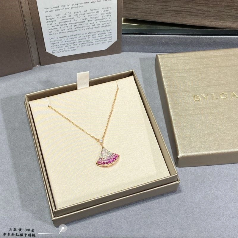 Discounted Bvlgari Necklaces