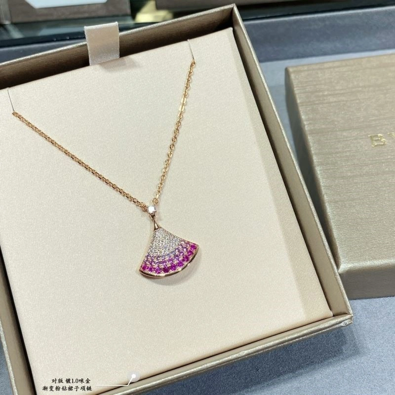 Discounted Bvlgari Necklaces