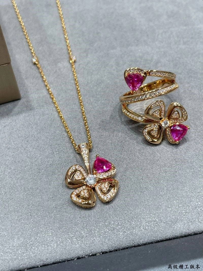 Brand-original Bvlgari Necklaces