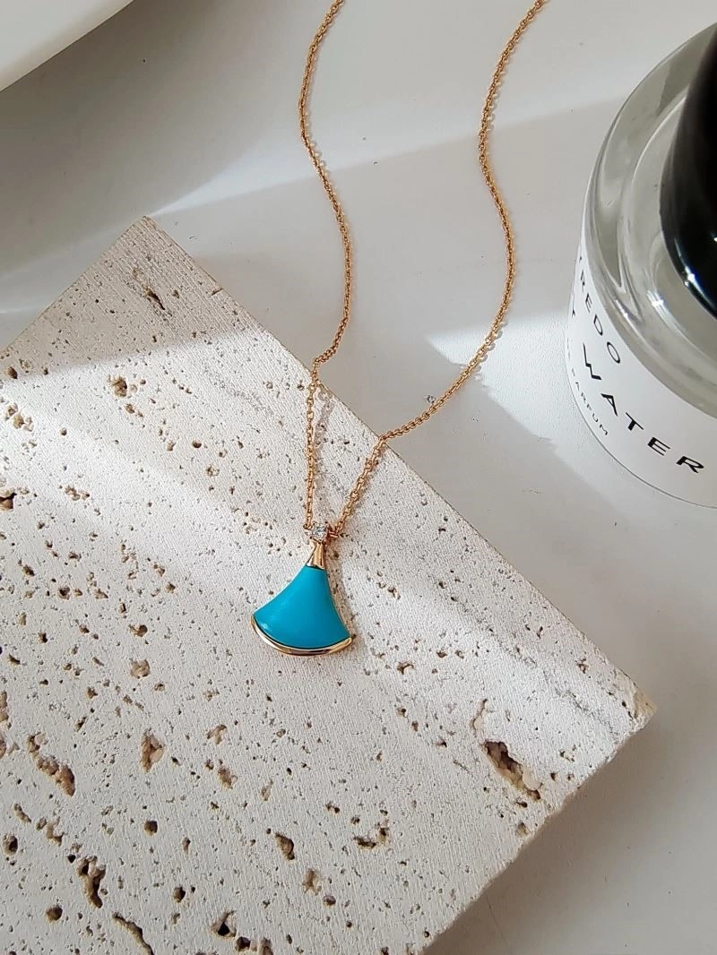 Affordable Bvlgari Necklaces