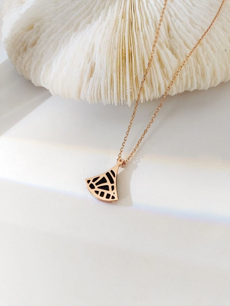 Affordable Bvlgari Necklaces