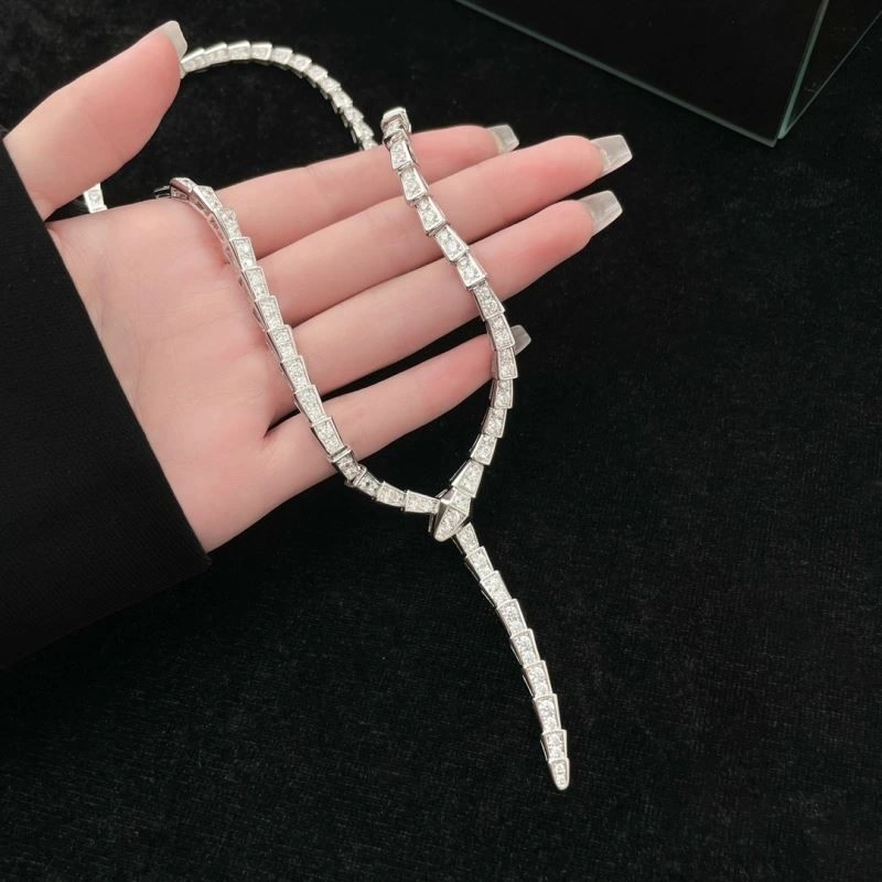 Accurate model Bvlgari Necklaces