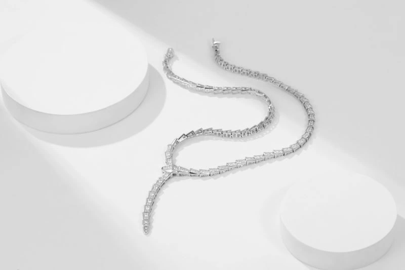 Accurate model Bvlgari Necklaces