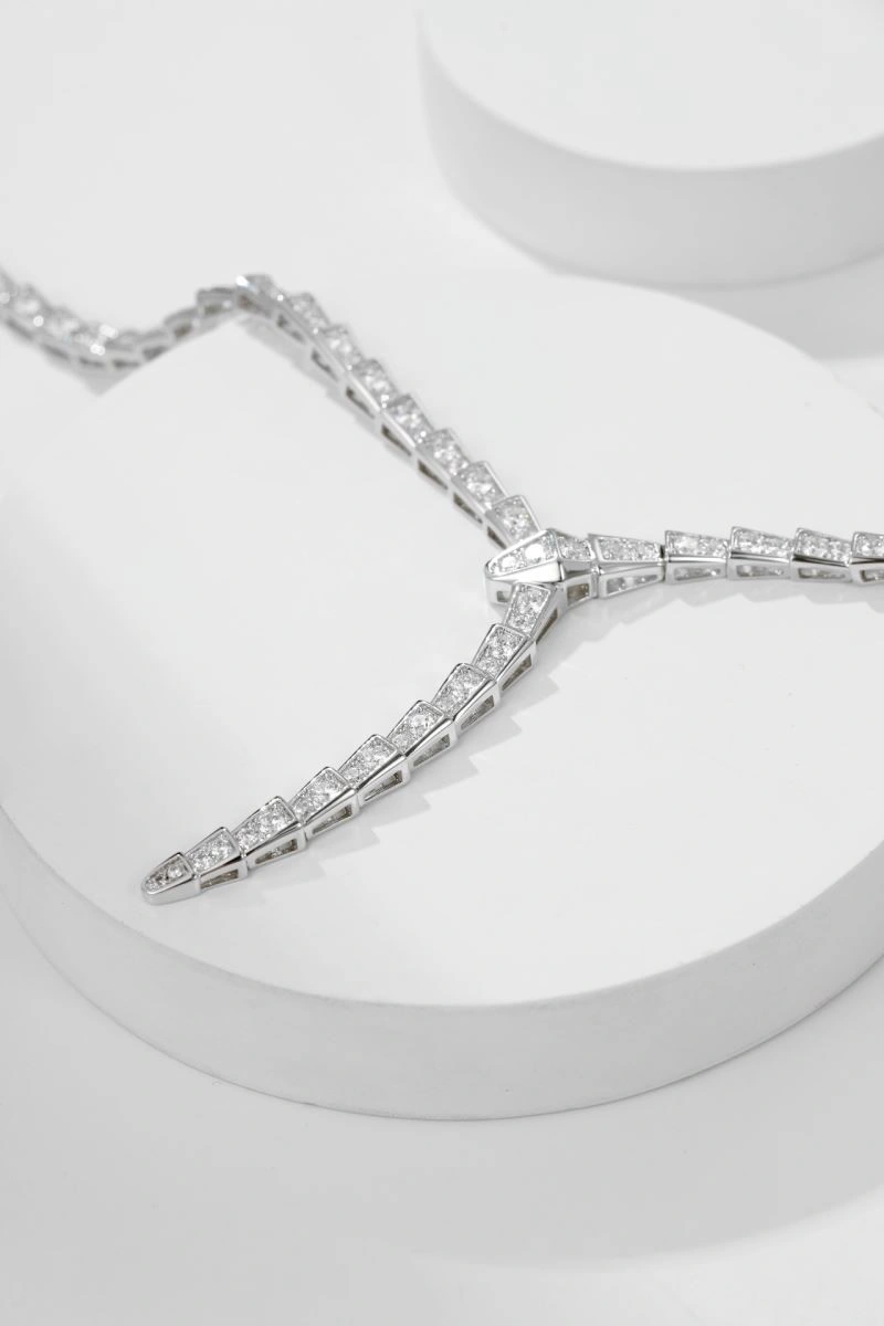 Accurate model Bvlgari Necklaces