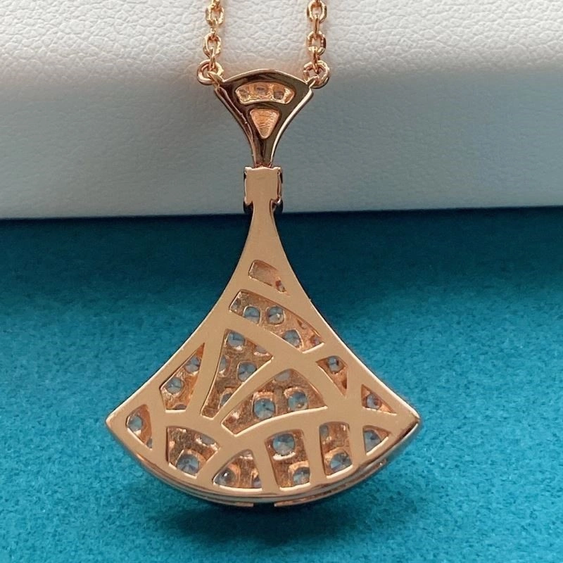 Exact replica Bvlgari Necklaces