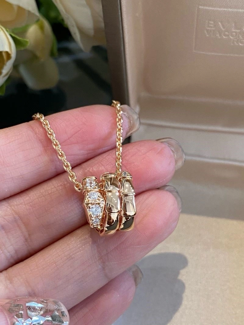 Perfect replica Bvlgari Necklaces