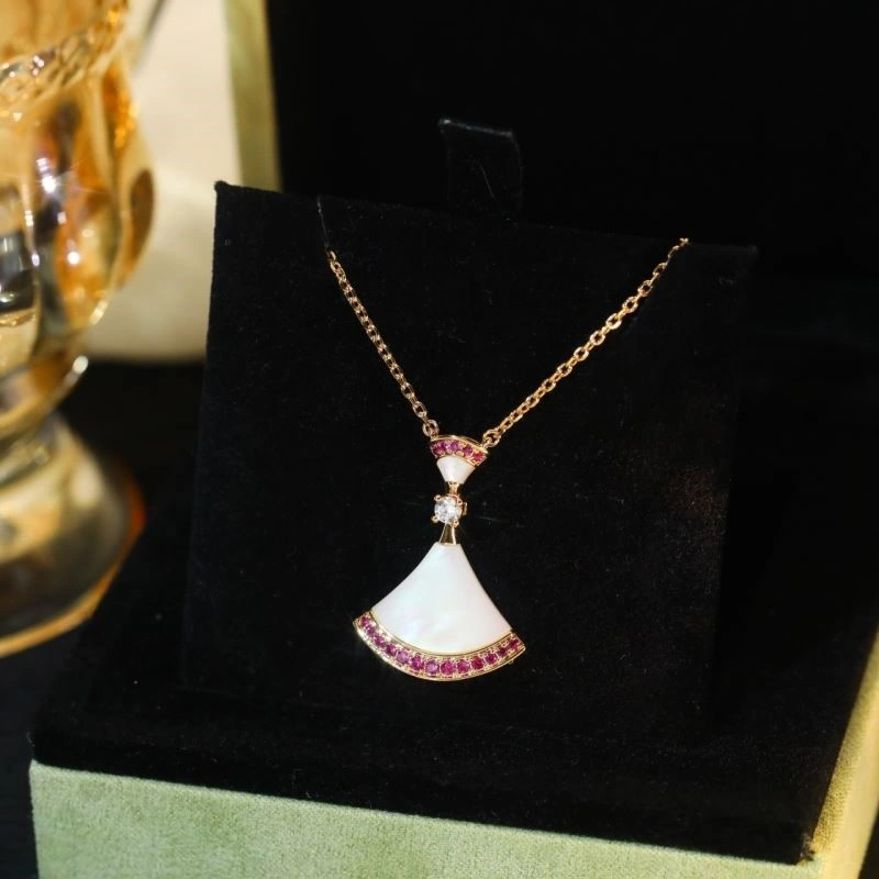 Exact replica Bvlgari Necklaces