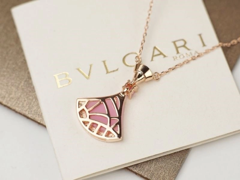 Legit Bvlgari Necklaces