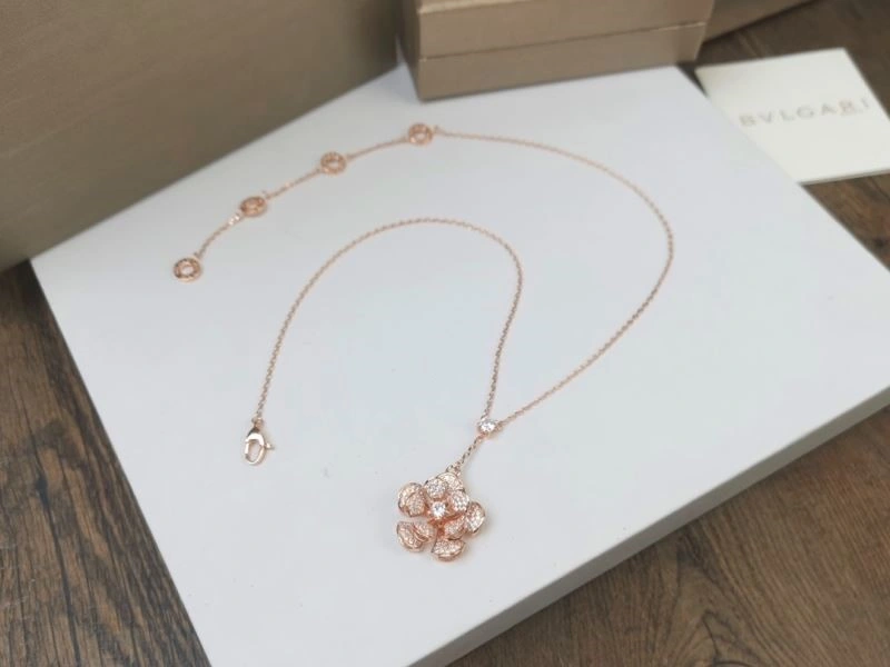 1:1 copy Bvlgari Necklaces