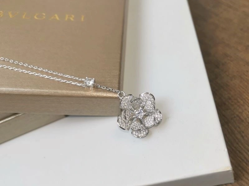 1:1 copy Bvlgari Necklaces