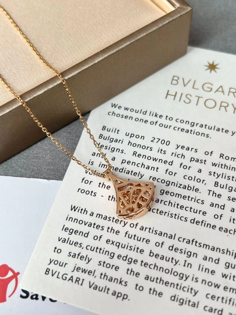 Inexpensive Bvlgari Necklaces
