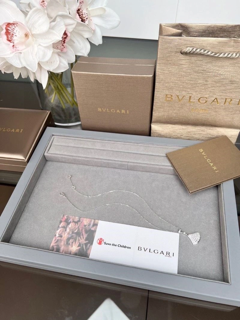 Affordable Bvlgari Necklaces